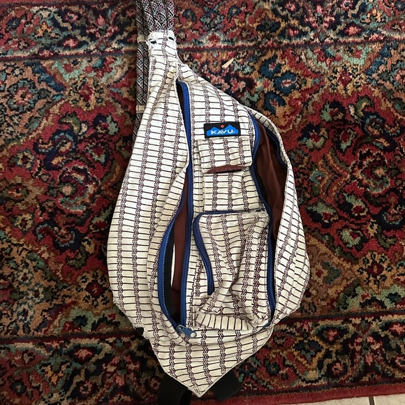 Kavu | Bags | Kavu Maroon White And Blue Arrows Kavu Sling Cross Body ...